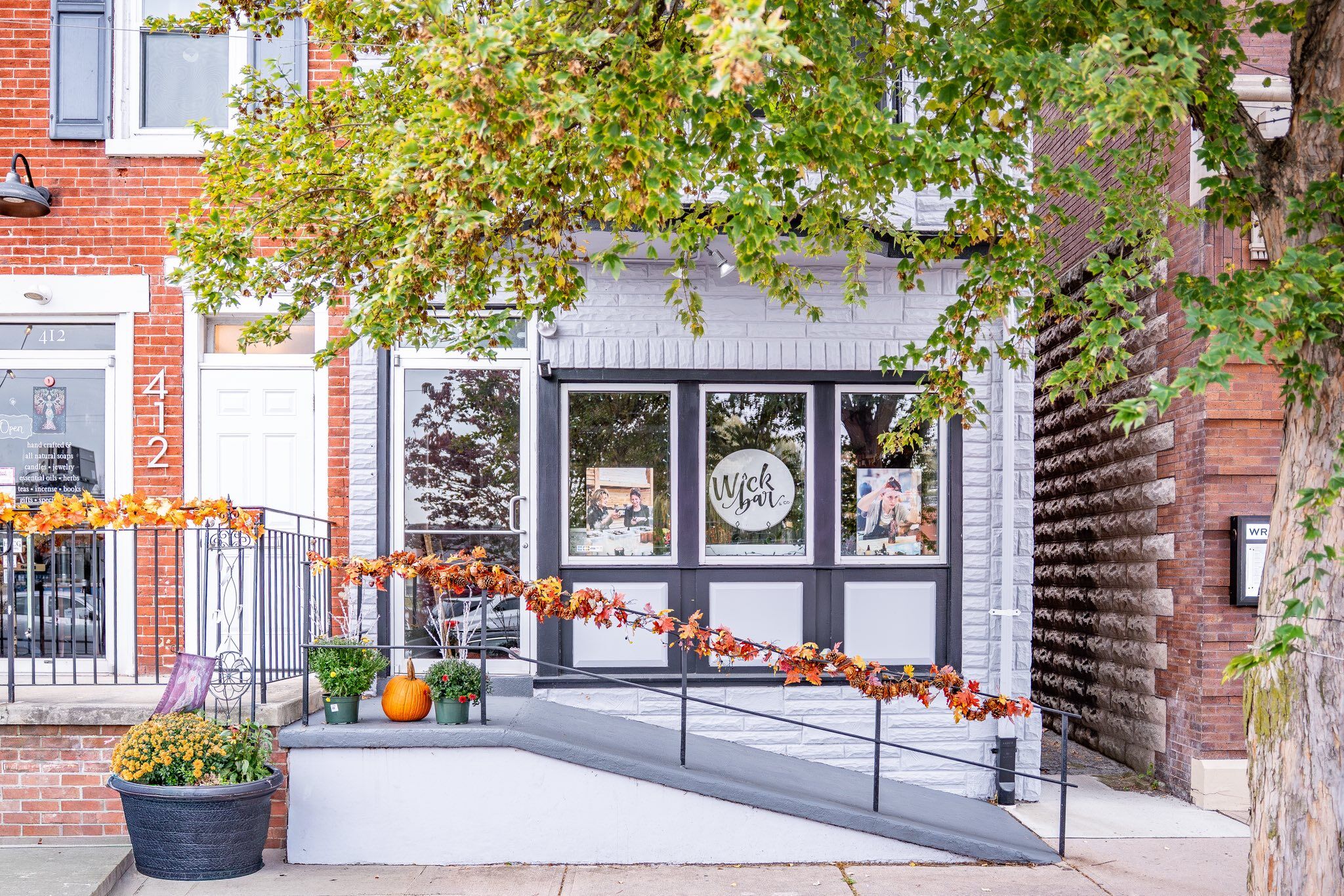 New 'Wick Bar & Co' Offers Candle Making Experience in West Reading ...